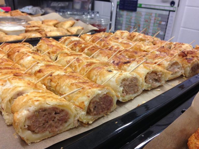 Menu B : Relish Food